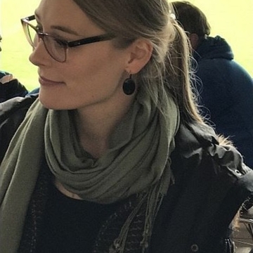 Julia Kuemper (she/her) @ reflecta.network